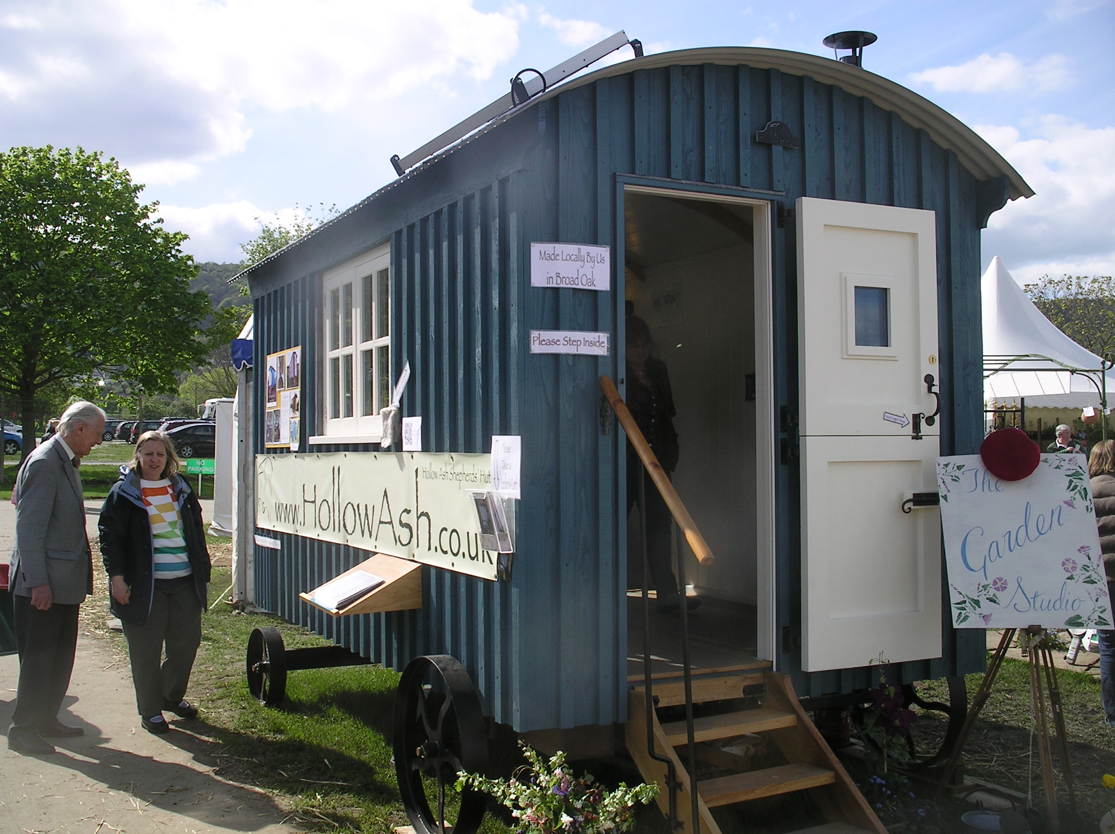 How to build a shepherd hut - Hollow Ash